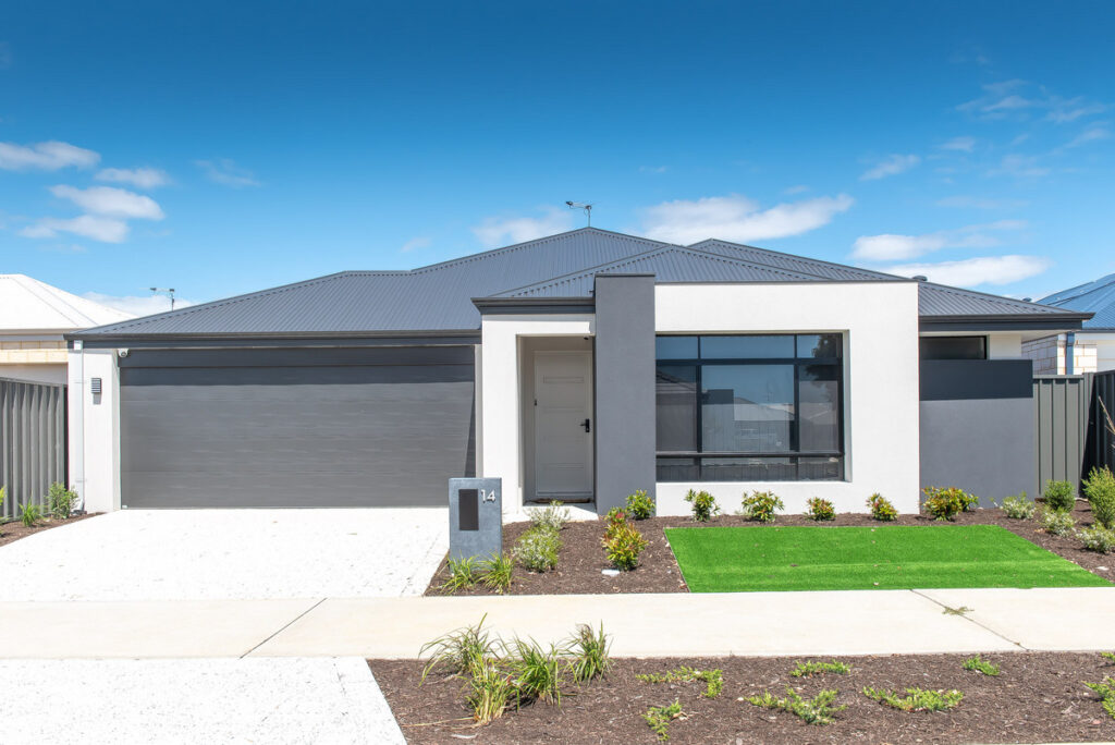 🏡 Stunning 4x2 + Theatre Home in Whitby on a 375sqm Block! - Status ...